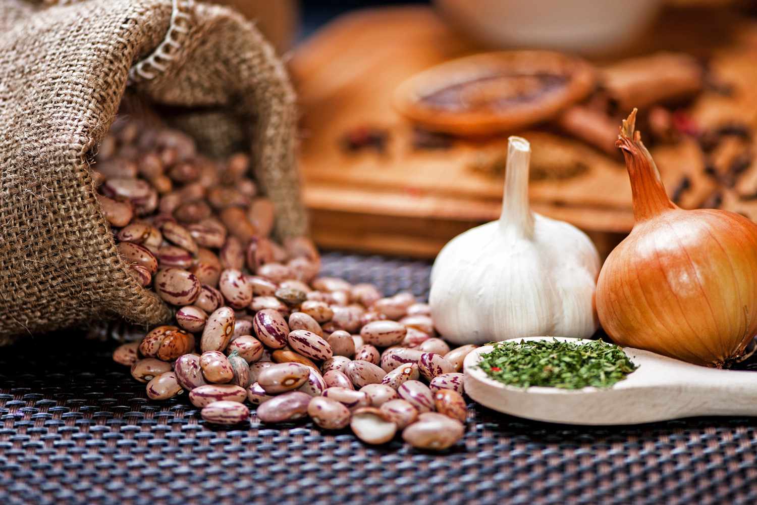 Mambo 4 Muhimu Usiyo yajua Kuhusu Mvurugiko Wa Homoni Kwa Wanawake.